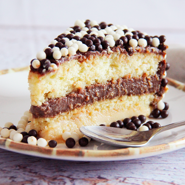 Disktorta - Bolos aro 30 cm Loja de tortas, pavês e bolos